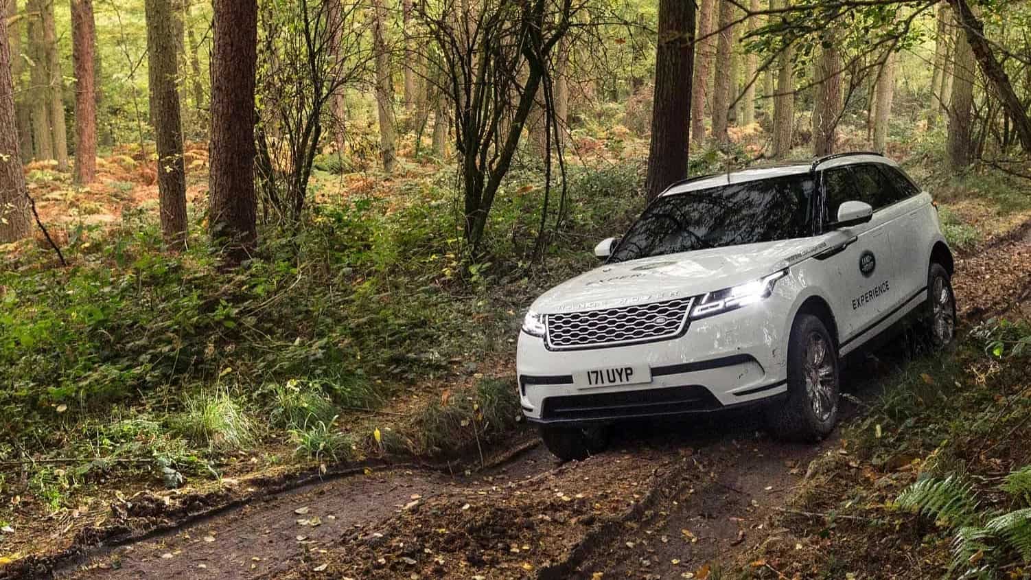Off Road Driving Training - Land Rover Experience | Land Rover Slovakia